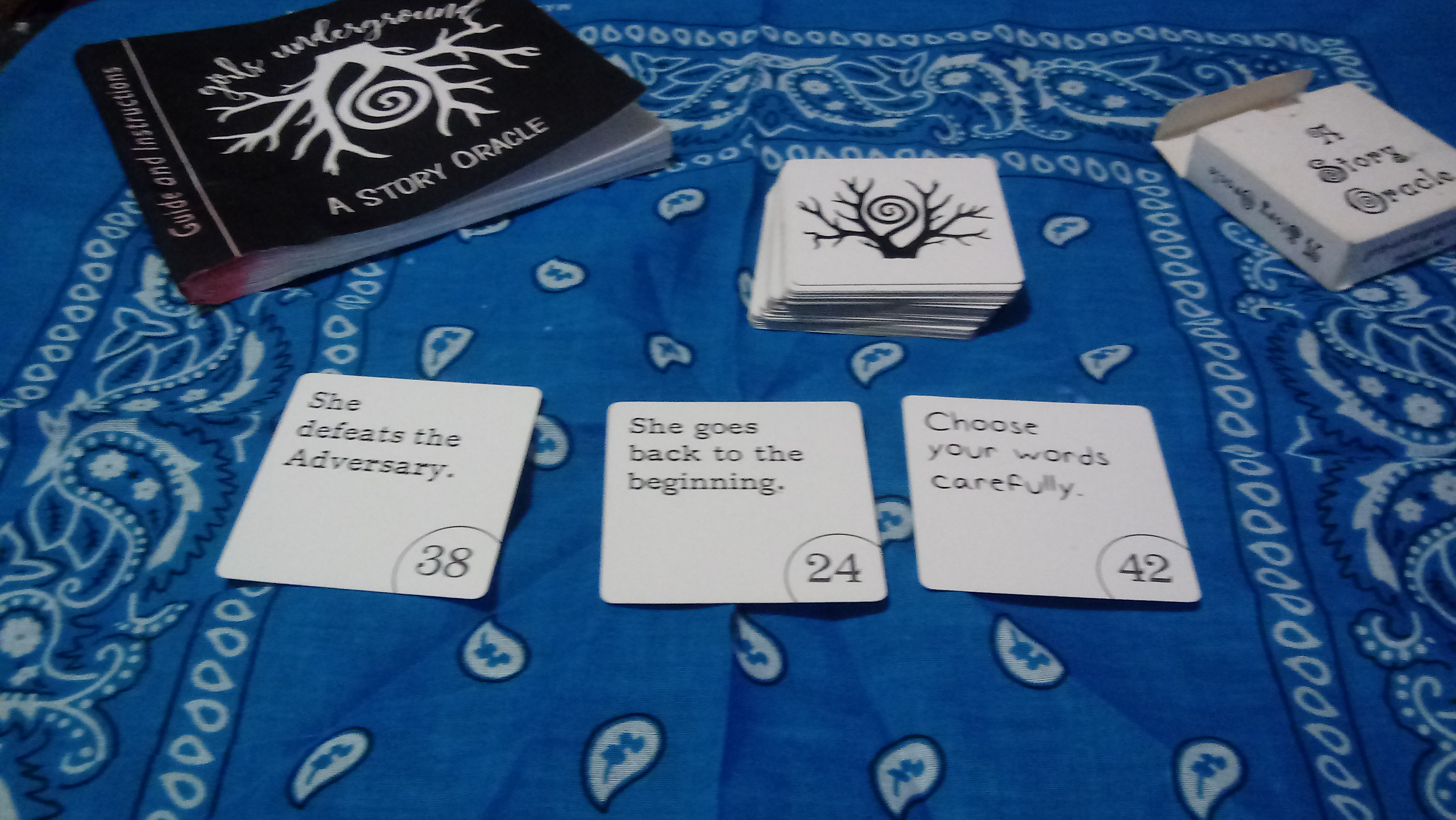 Reveiw of Girls Underground Oracle Deck – Temple of Athena the Savior